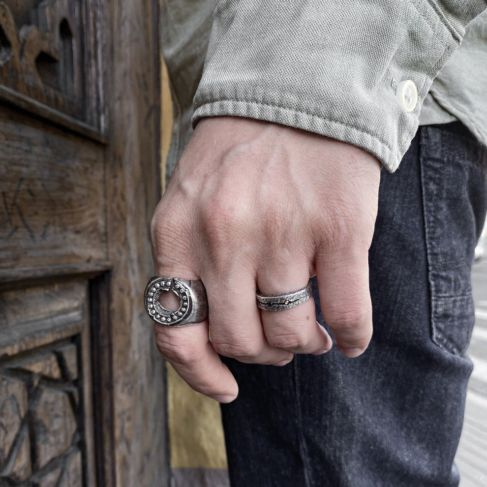 Project50g | PORTAL RING - unusual round signet ring with a crack and a ...